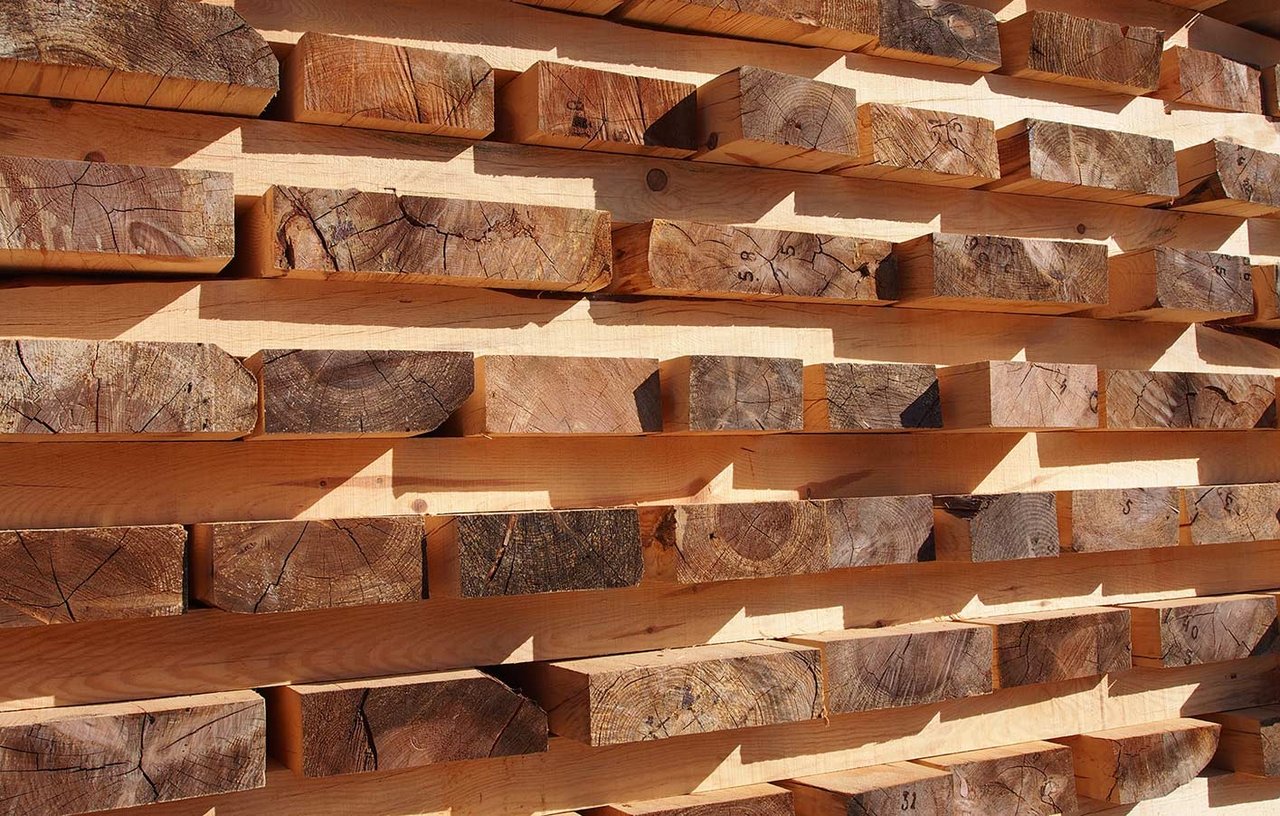 Schnittholz kaufen bei Holz Löbach für Bonn und Köln